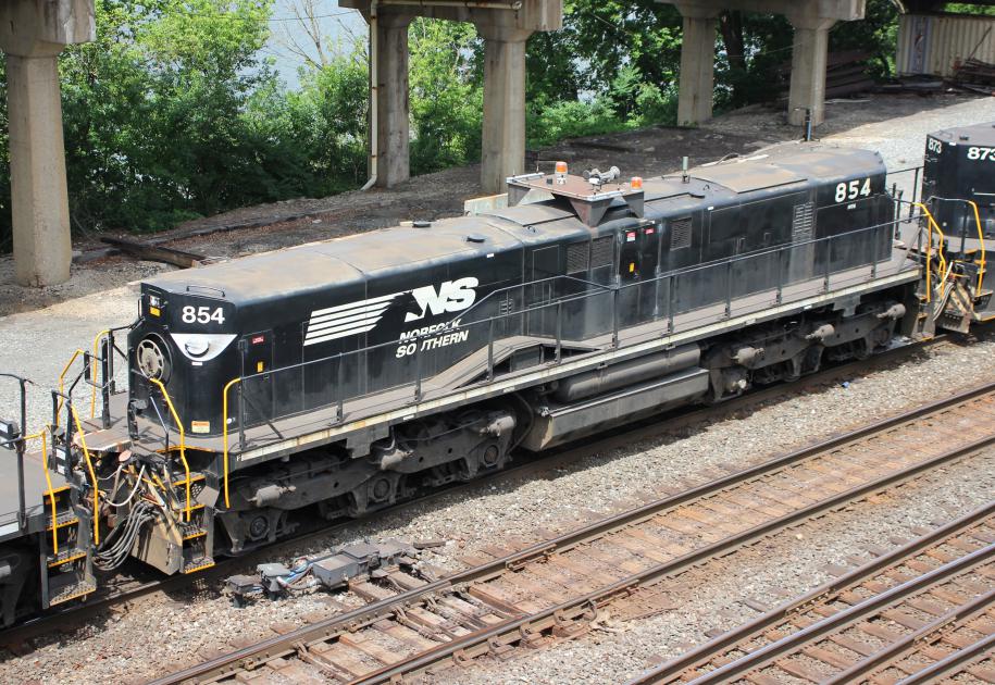 NS 854 (CR 1111) | Conrail Photo Archive