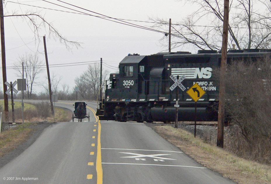 NS 3050 (CR 3370) at Strawberry Ridge, PA 12/26/2007 | Conrail Photo Archive