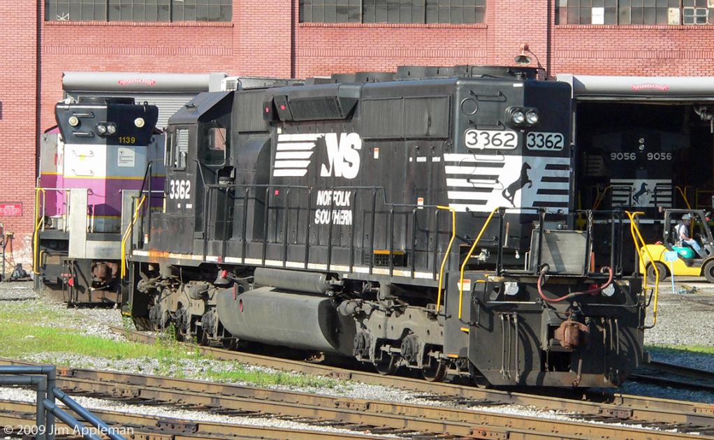 NS 3362 (CR 6416) at Altoona, PA | Conrail Photo Archive