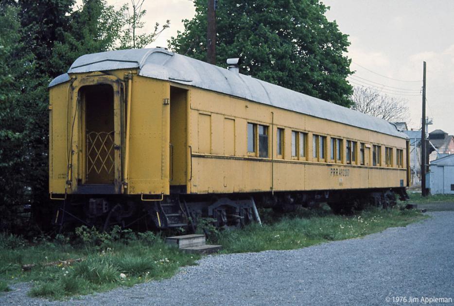 PRR 493287 MOW passenger car at Williamsport, PA 4/25/1976 | Conrail ...
