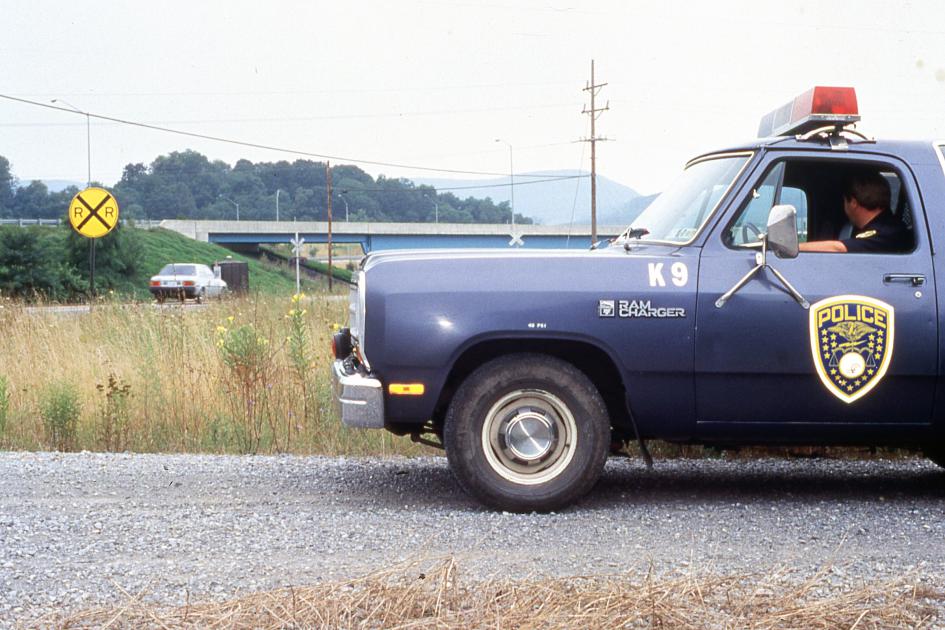 CR Police Car #678 Allegheny Twp PA | Conrail Photo Archive
