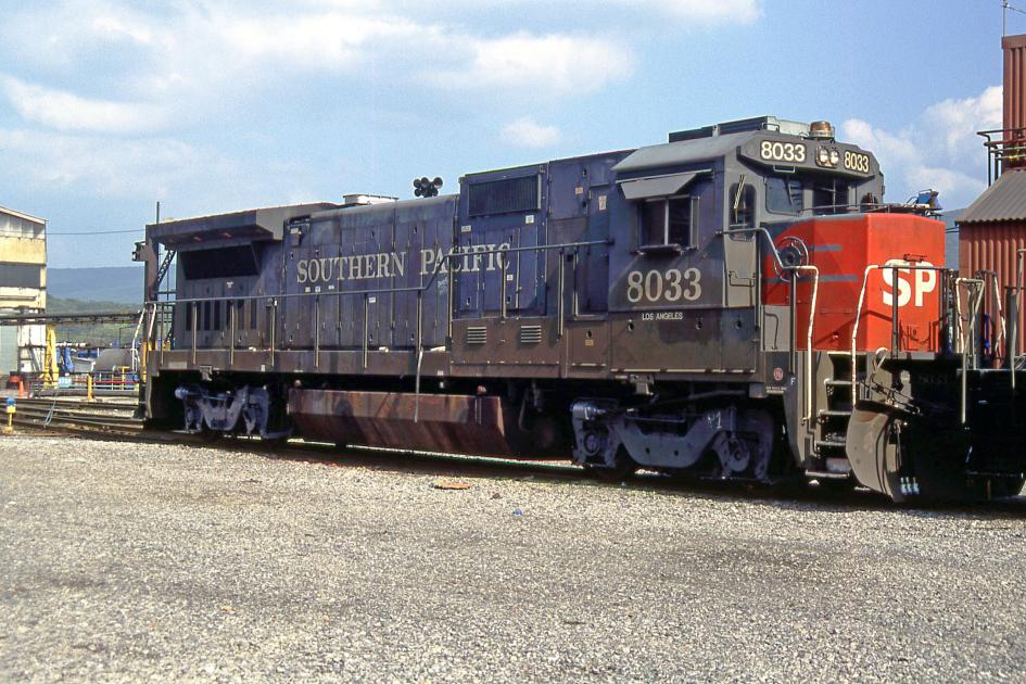 SP 8033 Juniata Works | Conrail Photo Archive