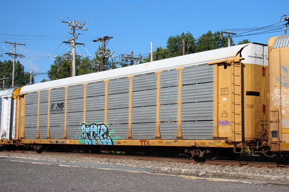 TTGX 158773-Rack class ML2L | Conrail Photo Archive