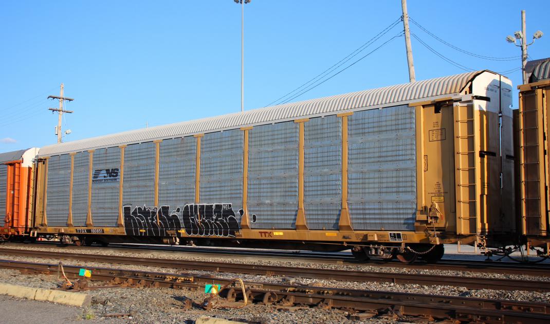 TTGX 160851-Rack class ML2K | Conrail Photo Archive