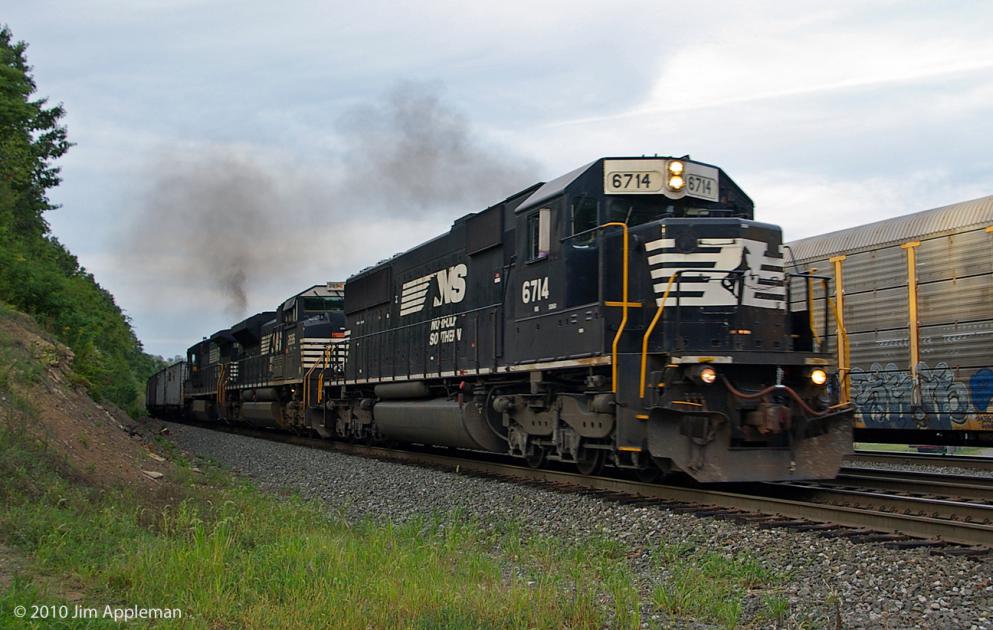 NS 6714 (CR 6861) at Altoona, PA 8/17/2010 | Conrail Photo Archive