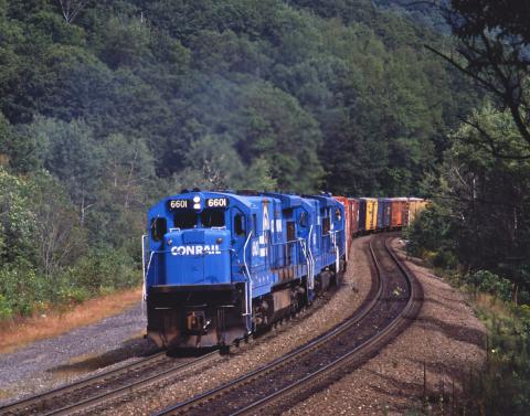 GE C30-7 | Conrail Photo Archive
