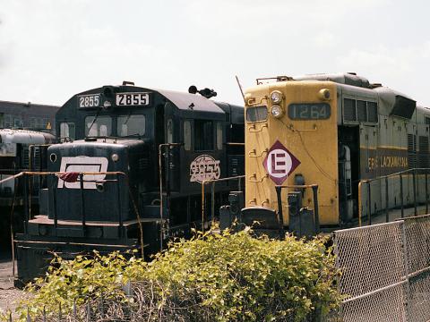 GE U30B | Conrail Photo Archive