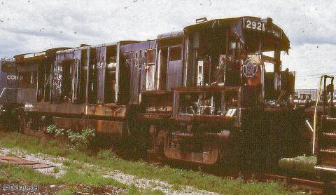 GE U33B | Conrail Photo Archive