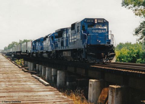 GE C32-8 | Conrail Photo Archive