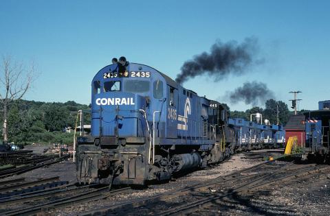 ALCO C424 and C425 | Conrail Photo Archive